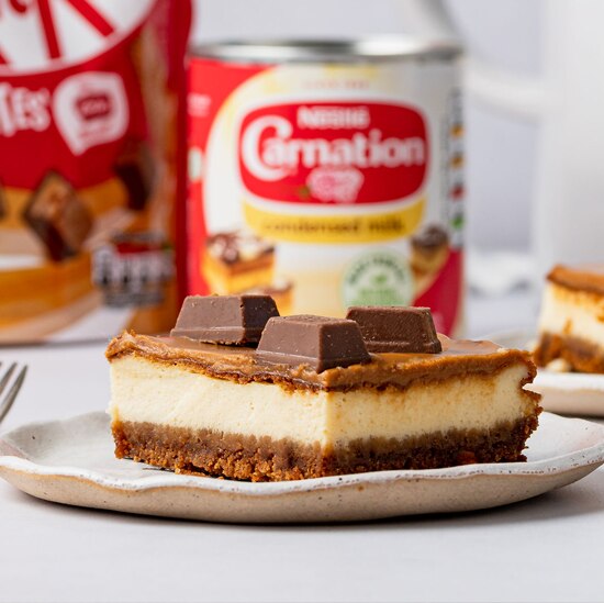 KitKat® Santa & Festive Friends Yule Log | KitKat®